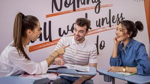 Best English Language School | English Courses • ES Dubai